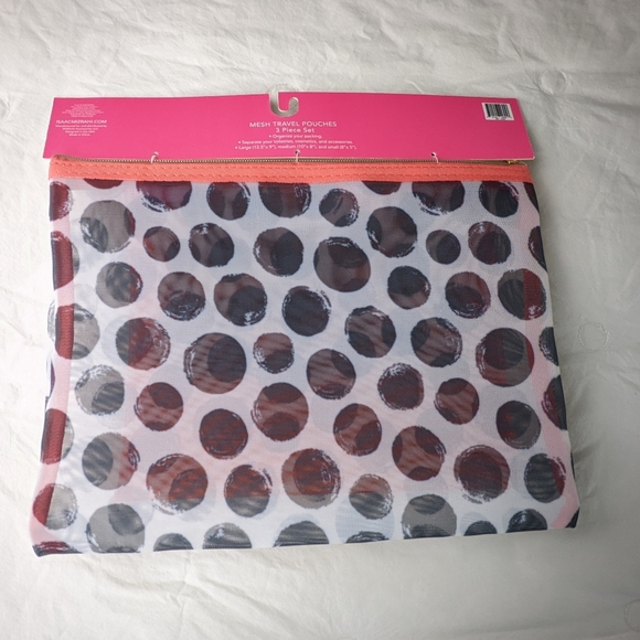 Isaac Mizrahi | Bags | Isaac Mizrahi Nip 3 Piece Mesh Travel Pouch Set Polka Dot Black White ...